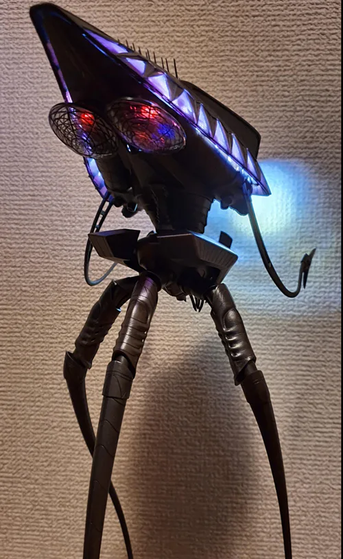 War Of The Worlds 2005 Tripod Toy